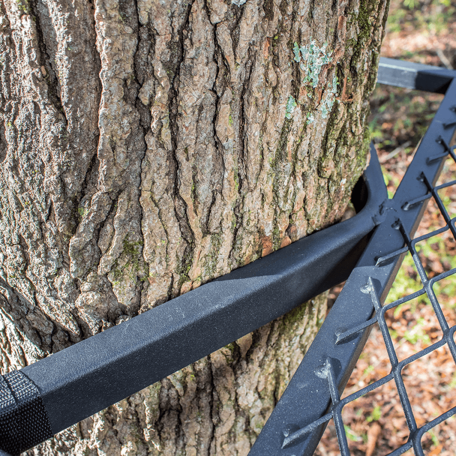 Bow Hunting Tree Stand | Skunk Ape Tree Stands | 360 Swivel Tree Stand